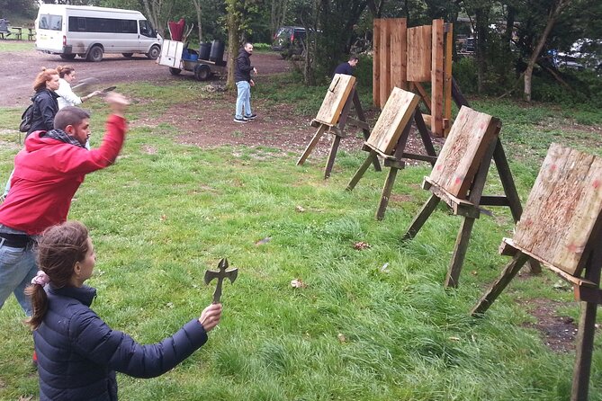 Axe Throwing Session - One Hour - Booking Your Axe Throwing Slot
