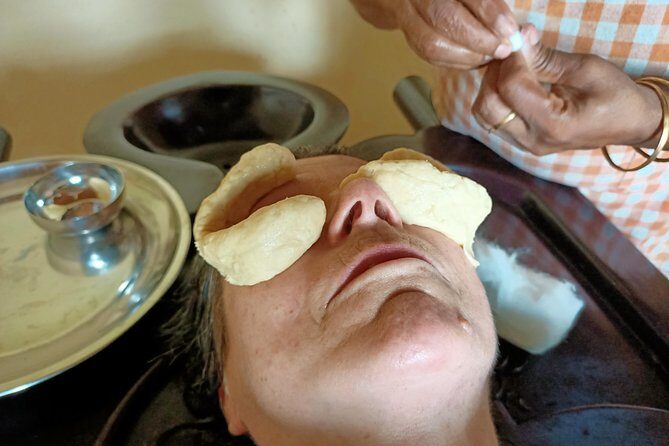 Ayurveda Abhyanga + Kizhi - What to Expect from the Ayurveda Abhyanga + Kizhi Tour