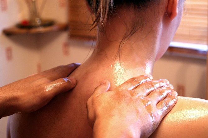 Ayurveda Abhyanga + Swedana - The Setting and Atmosphere