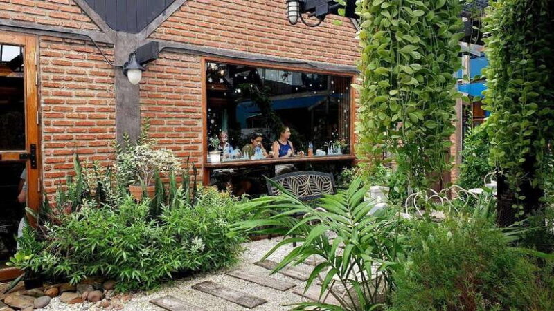 Ayutthaya: Sabieng Riverside Restaurant - Traveller's Lunch - Key Points