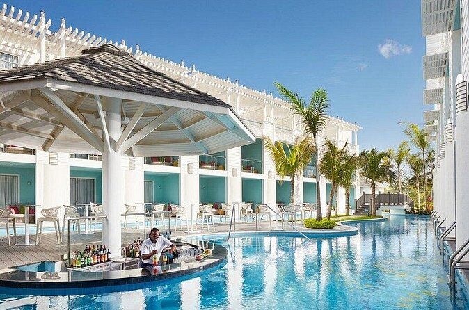 Azul Beach Resort Private Airport Transfer - FAQ