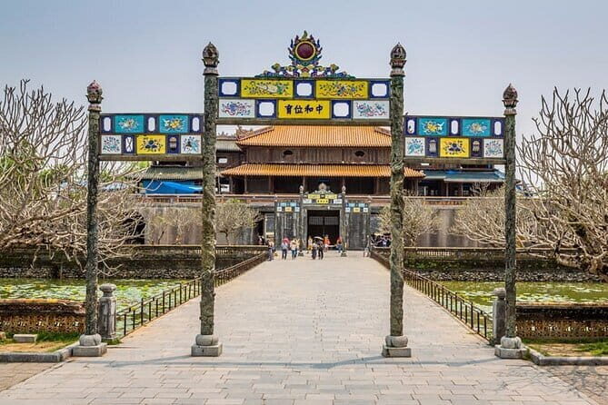 Ba Na Hills Sunset Tour with Golden Bridge & Night Dragon Bridge - The Sum Up