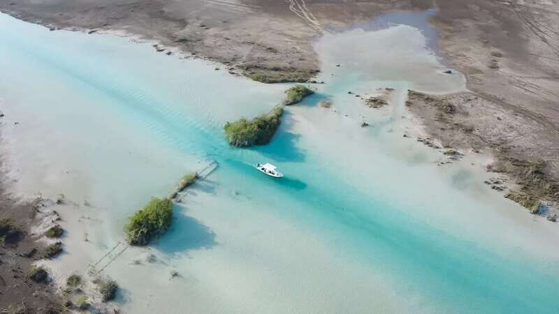 Bacalar: 3 Hour Boat Trip with Swimming & Drinks - The Experience on Board
