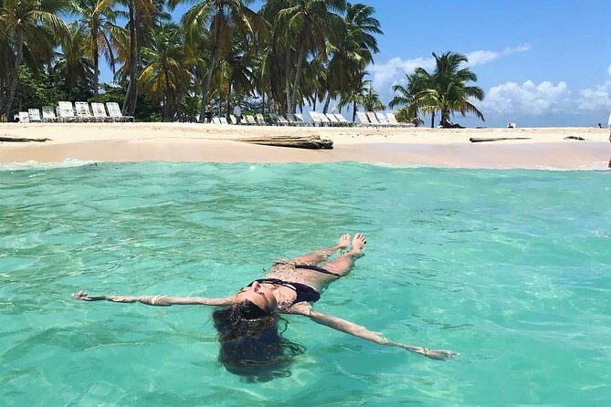 Bacardi Island (Cayo Levantado) Day Pass - Key Points