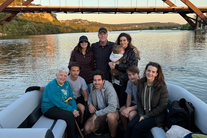 Bach Party Boat on Lake Austin 4 hours Up to 12 guests - FAQ