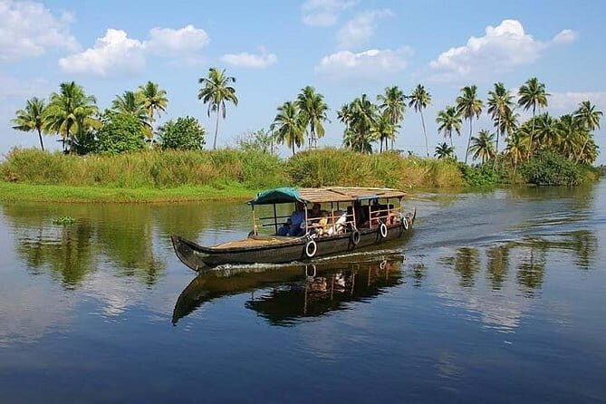 Backwaters by Houseboat & Fort Kochi Tour from Cochin - FAQ