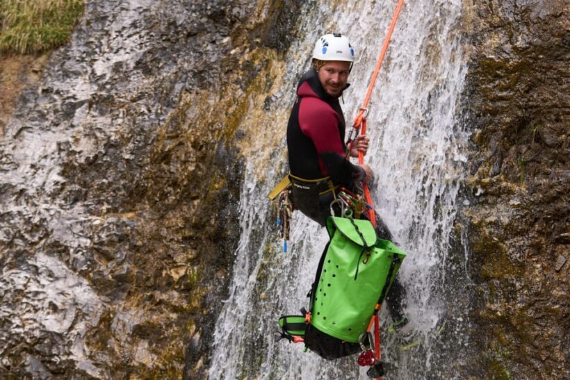Bad Goisern: Canyoning tour for beginners & advanced canyoners in the Salzkammergut - Key Points