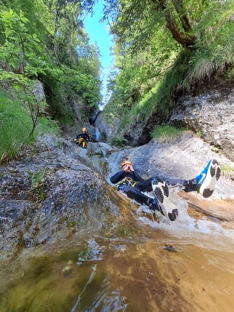 Bad Goisern: Canyoning tour for beginners & advanced canyoners in the Salzkammergut - Practical Details and What to Bring