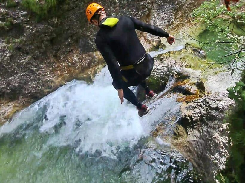 Bad Goisern: Canyoning tour for beginners & advanced canyoners in the Salzkammergut - Who Should Book This Tour?