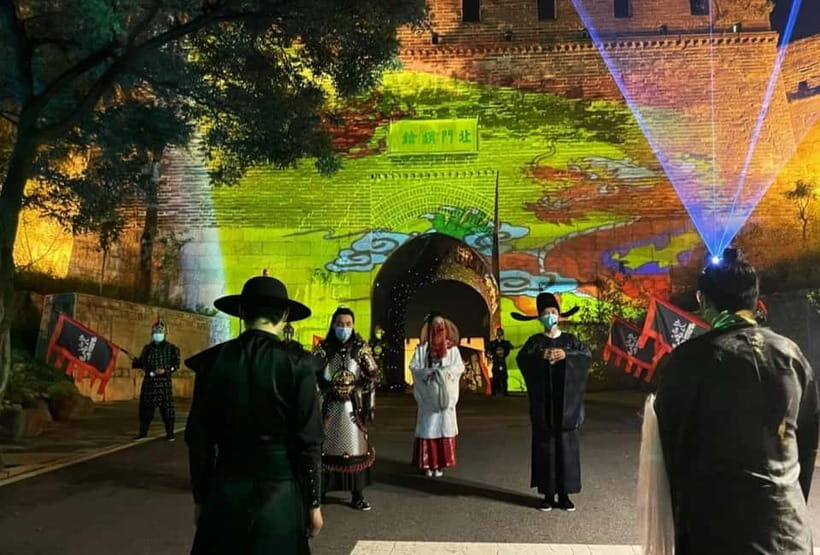 Badaling Great Wall Night Tour+ Light Show + Performance - Key Points