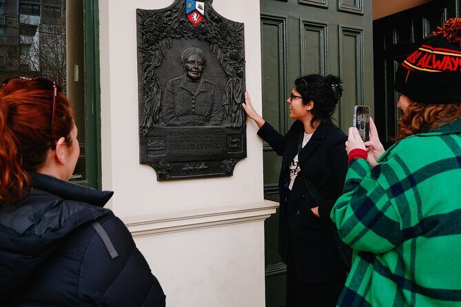 Badass Women of Melbourne Walking Tour - An In-Depth Look at the Tour Experience
