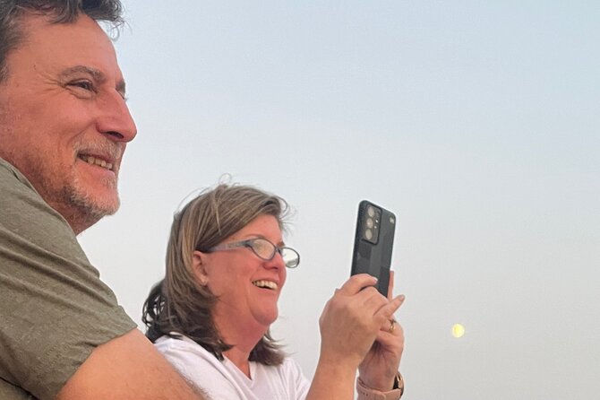 Badlands Sunset & Wildlife: Nature's Evening Glow - Authentic Perspectives from Travelers