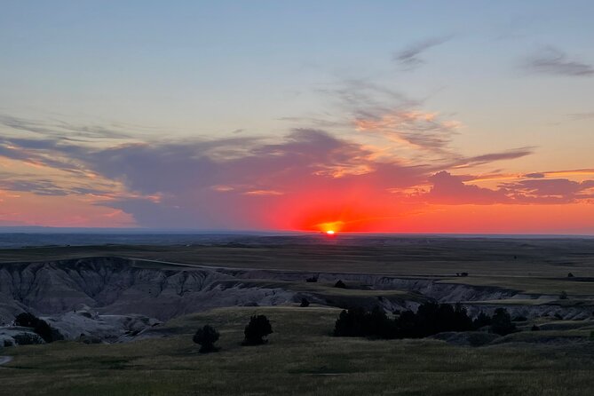 Badlands Sunset & Wildlife: Nature's Evening Glow - The Sum Up