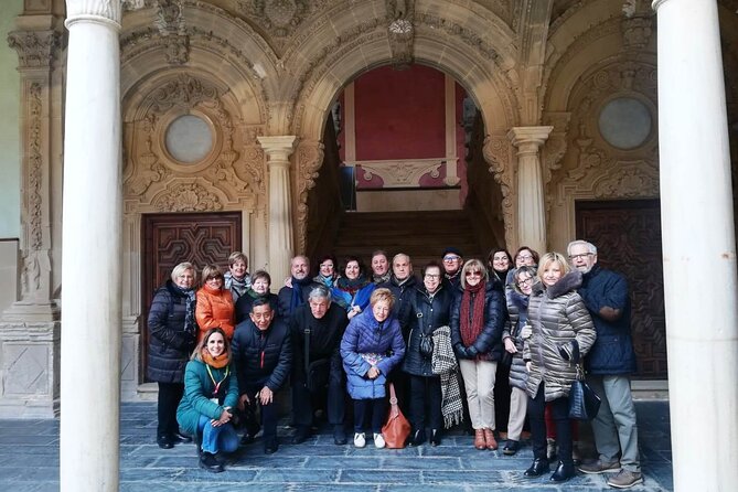 Baeza Monumental - Guided tour with interiors - Who Should Consider This Tour?