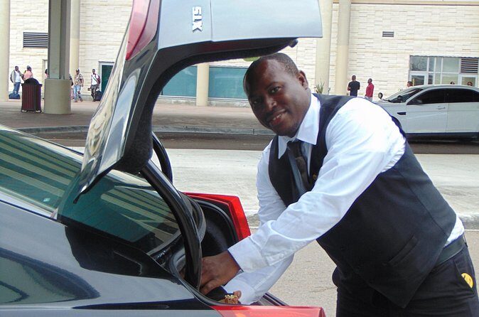 Bahamas Airport Transportation w/Free Grocery Stop-1 Way Private - Pricing & Value Analysis