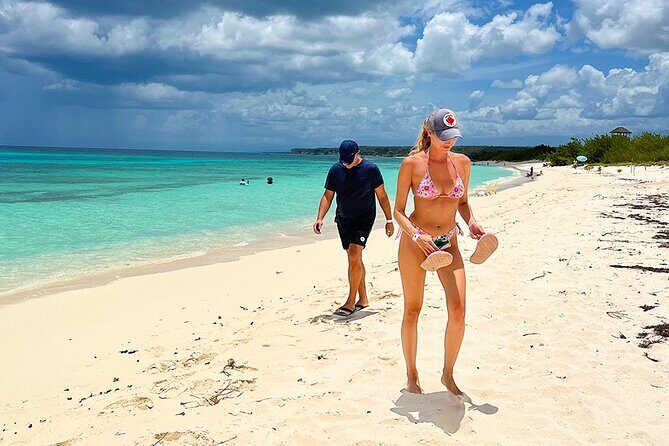 Bahía de las Águilas, ALL INCLUSIVE experience from Pedernales - The Reality Check: What Do Reviews Say?