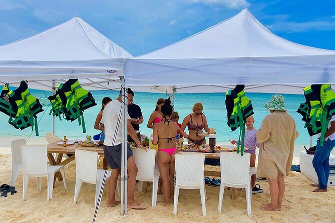 Bahía de las Águilas + The Bauxite Mine, ALL INCLUSIVE - Who Is This Tour Best For?