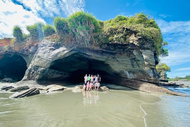 Bahía Málaga: Humpback Whale Watching in Cali - Colombia - What to Expect on the Tour