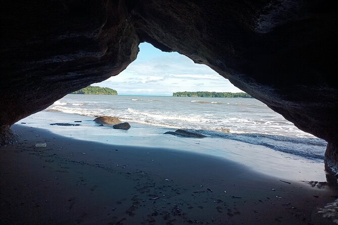 Bahía Málaga: Humpback Whale Watching in Cali - Colombia - Responsible Tourism Practices