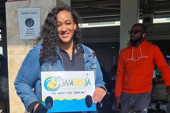 Bahia Principe Luxury and Grand Airport Transfer from Montego Bay - Efficient and Punctual