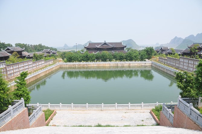 Bai Dinh Pagoda, Trang An boat and Mua Cave Limousine from Hanoi - FAQ