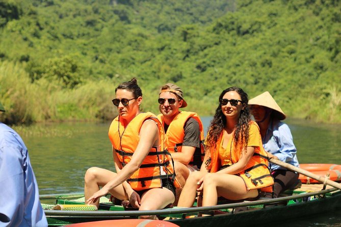 Bai Dinh Pagoda - Trang An boat trip - Mua cave mountain day tour: best selling - Who Should Join This Tour?
