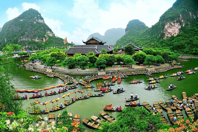 Bai Dinh Pagoda - Trang An - Hoa Lu - Tam Coc 2 Days - 1 Night - The Itinerary in Detail: What to Expect