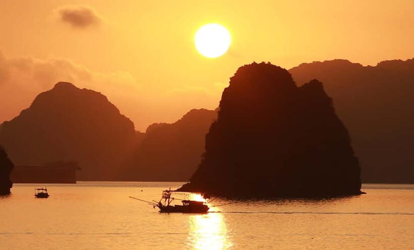 Bai Tu Long Bay 2 Days 1 Night With Renea Cruise - Day 2: Exploring Caves and Local Villages