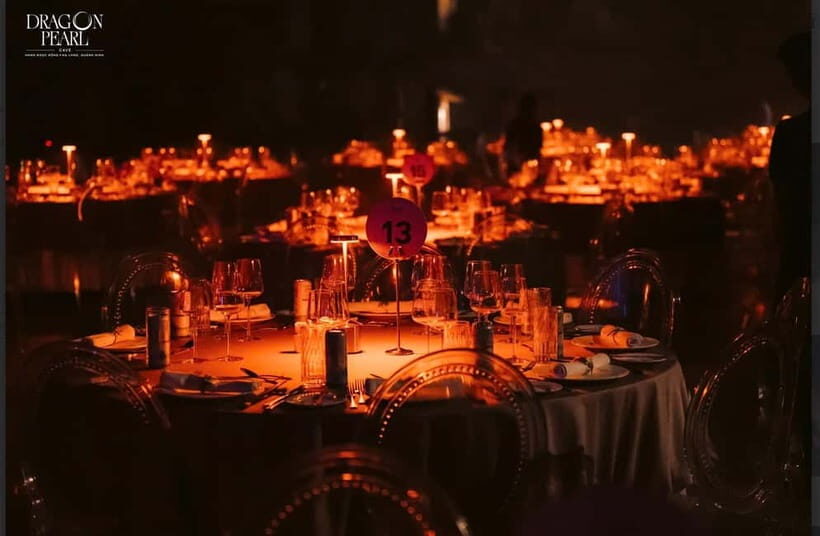 Bai Tu Long Bay: Dining Cave & Immersive Art Show - Key Points