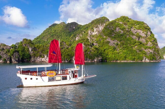 Bai Tu Long Private Day Cruise with Lunch and Best Care - Key Points