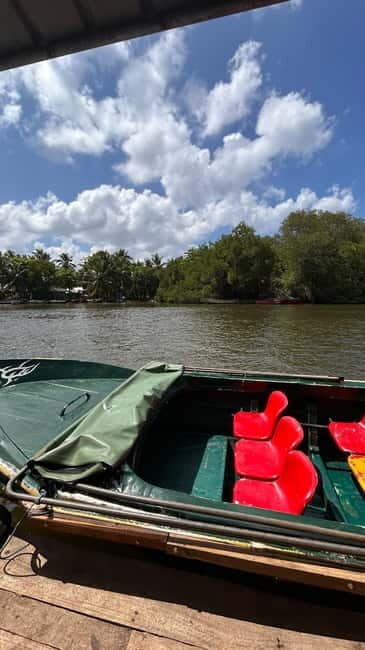 Balapitiya: Madu River Boat Tour - Visiting the Ancient Buddhist Temple