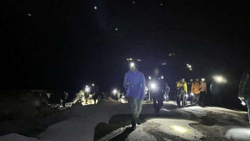 Bali: 2day 1night Ijen Blue Fire included Hotel - Who is this tour best for?