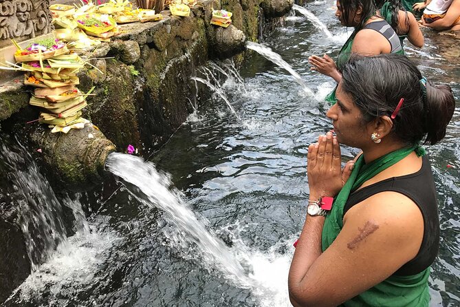 Bali Airport Arrival Transfer and Private Car Charter Combo - FAQ