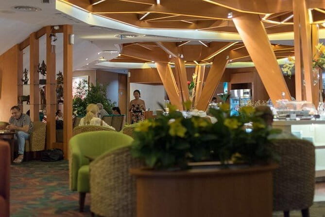 Bali Airport Immigration Fast Track Service - The Review from Travelers