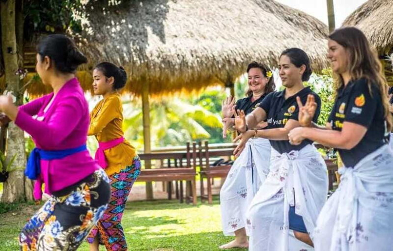 Bali : Balinese Dance Class for All Levels led by instructor - The Sum Up