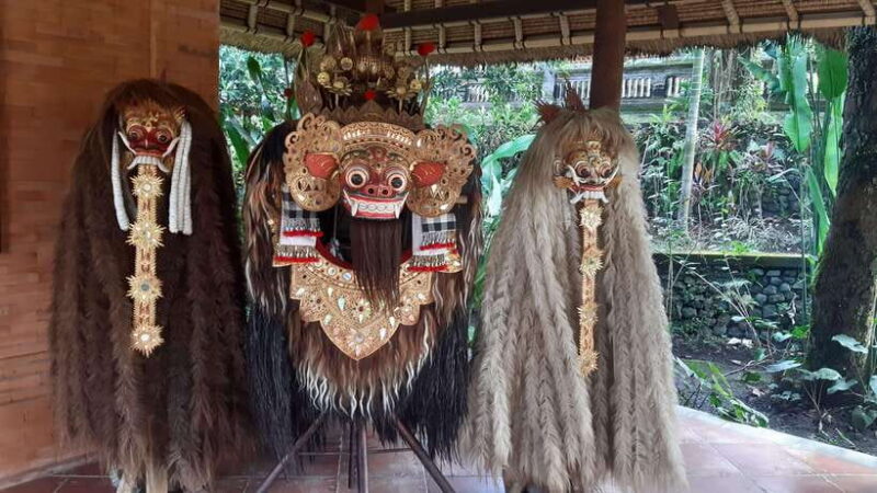 Bali: Barong Dance, Monkey Forest, Taman Ayun & Tanah Lot - Encountering Playful Macaques at Sangeh Monkey Forest