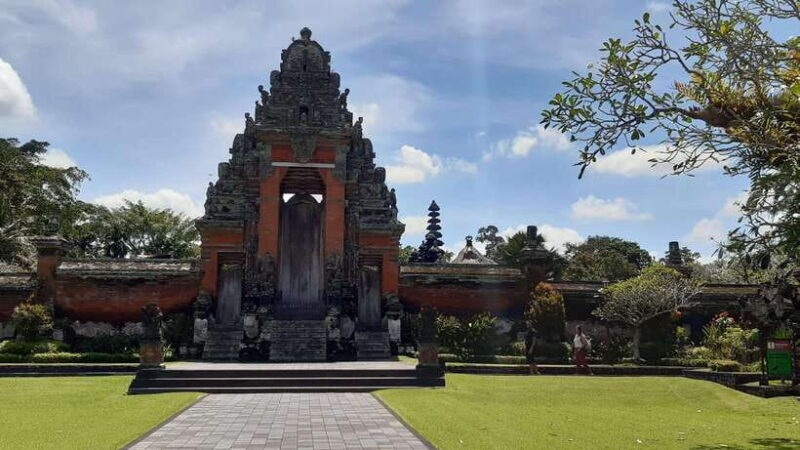 Bali: Barong Dance, Monkey Forest, Taman Ayun & Tanah Lot - Final Word
