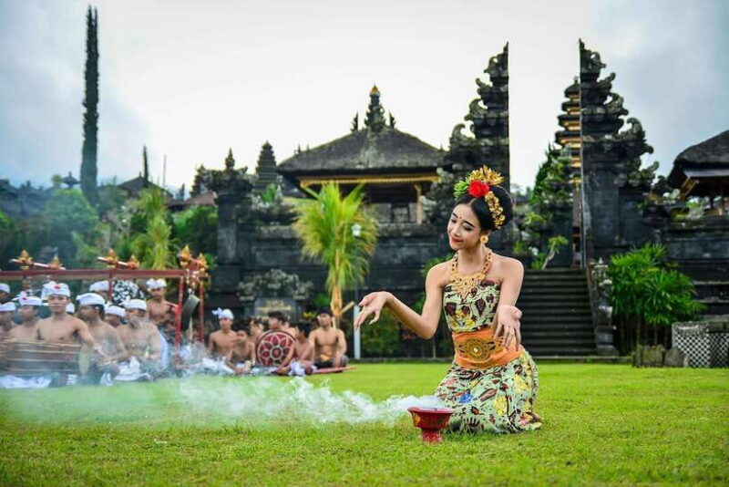 Bali: Besakih Great Temple & Penglipuran Village Day Tour - Key Points