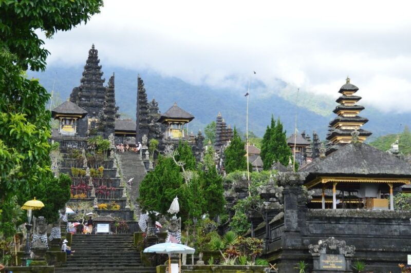 Bali: Besakih Temple & Lempuyang Temple Gates of Heaven Tour - FAQs