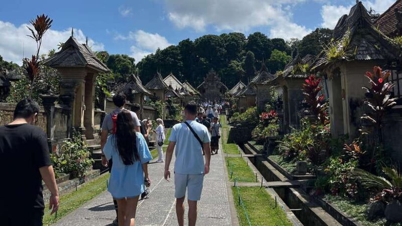 Bali: Besakih temple, Tukad Cepung waterfall, Penglipuran - The Itinerary Breakdown: What to Expect