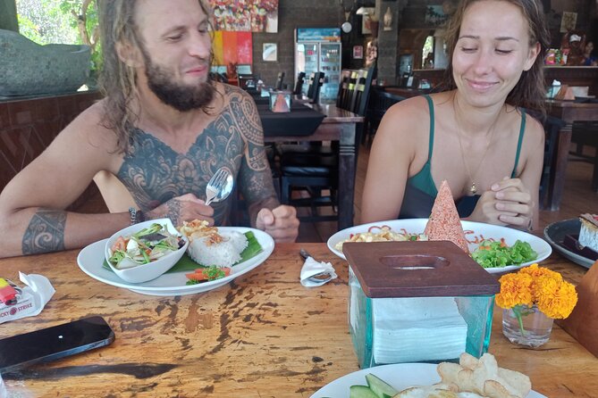 Bali Blue Lagoon Snorkeling Tour With Sea Side Lunch And Transfer - Authentic Local Flavors and Relaxed Pace