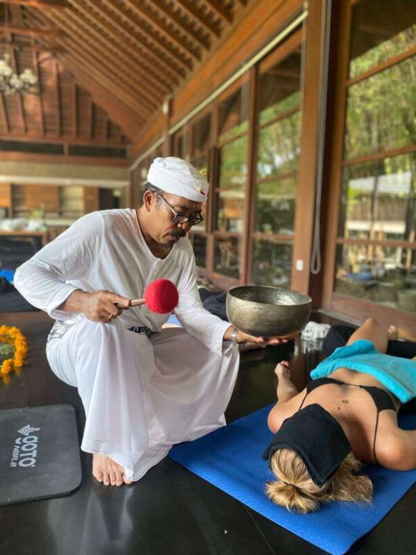 Bali: Chakras sound sanctuary | Sound healing ADDA YOGA - Key Points