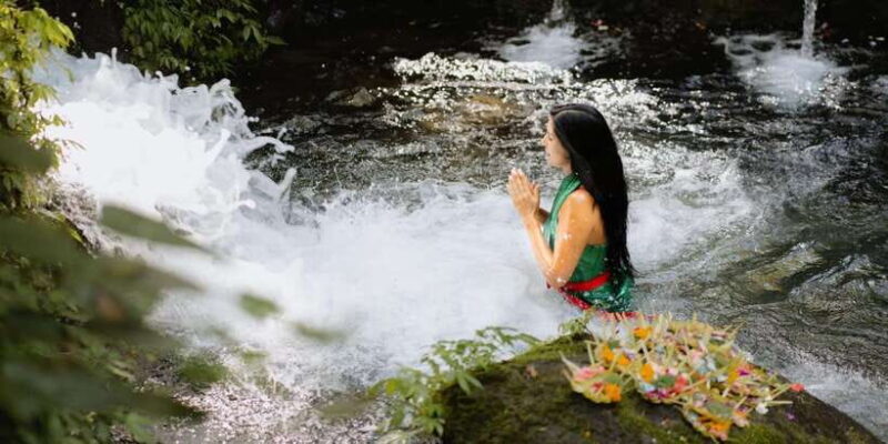 Bali Eat, Pray and Love Experience - Sacred Waters at Pura Mengening
