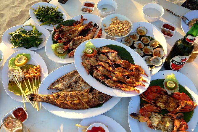 Bali Full-Day Car Charter: Tanah Lot and Uluwatu Sunset Tour - Jimbaran Seafood Dinner: A Tasty Finale