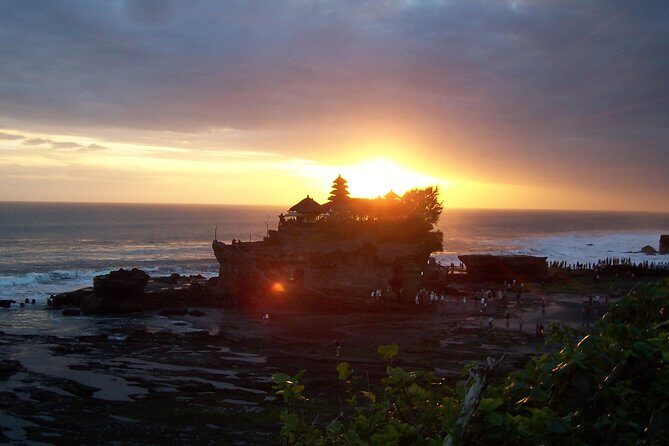 Bali Full Day Tours: Kintamani VOLCANO - Ubud - WATERFALL - TANAH LOT SUNSET - Who Should Consider This Tour?