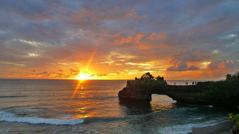 Bali: Full-Day Ubud Highlight & Tanah Lot Temple Sunset Tour - Authentic Experiences Highlighted by Travelers
