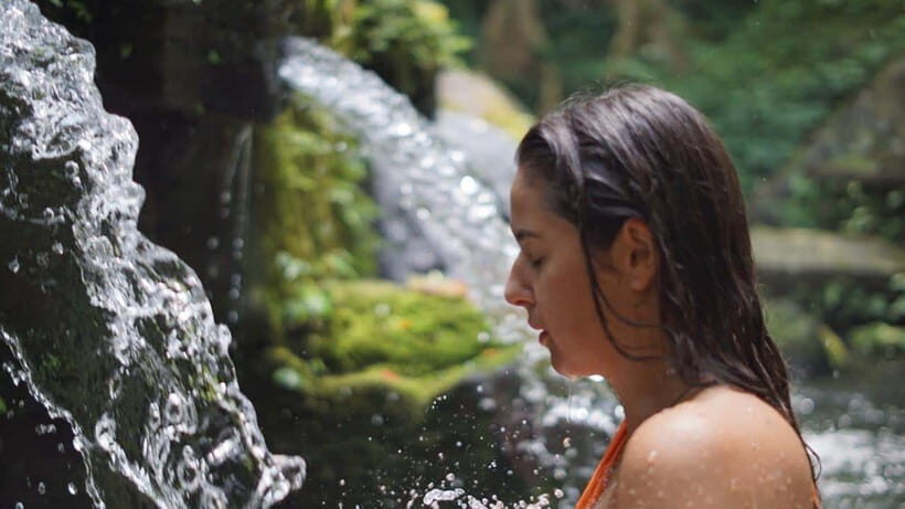 Bali: Holy Water Purification and Palm Reading Tour - Authenticity and Value