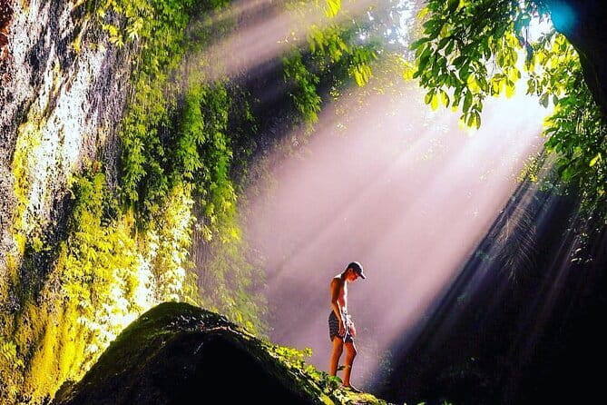 BALI INSTAGRAM TOURS; Heaven Gate, Tirta Gangga, Tukad Cepung waterfall - Key Points