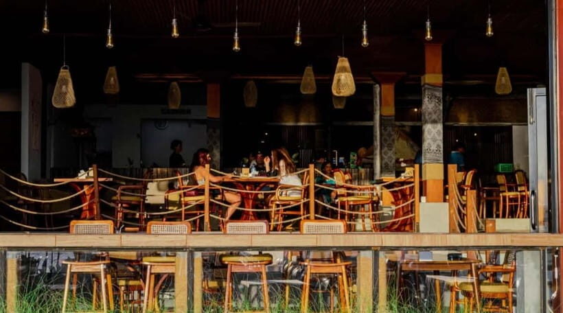 Bali: Jimbaran Seafood Market Tour with Sunset Dinner - Who Should Consider This Tour?