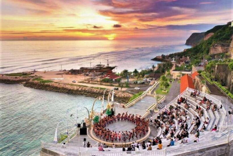 Bali: Kecak Dance Melasti, 6hours half-day tour - The Scenic Location: Melasti Beach